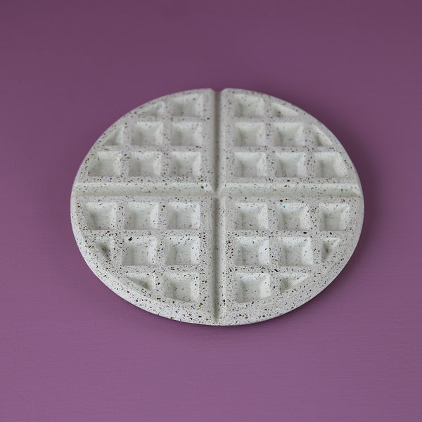 Waffle Cast Concrete Trivet / White Terrazzo + sett – One Mercantile / Sett